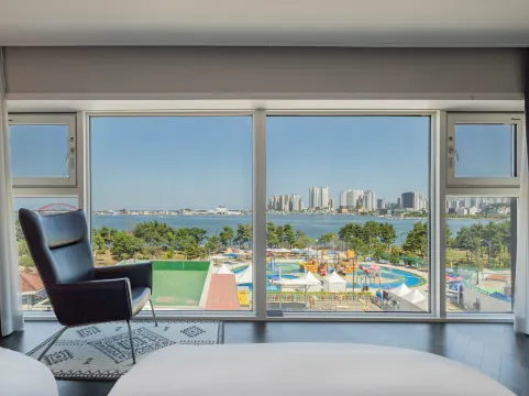 Sokcho Two Hotel - Sokcho-si