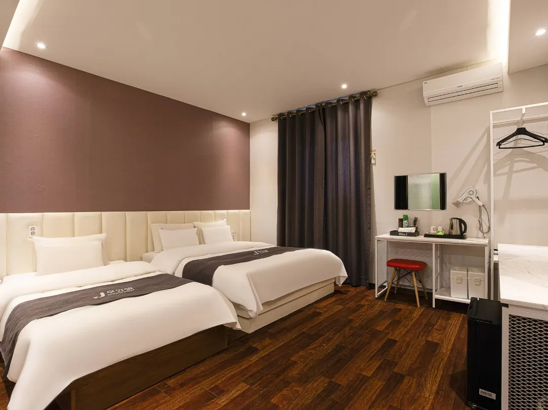 Pocheon J Self Check-in Hotel - Pocheon-si