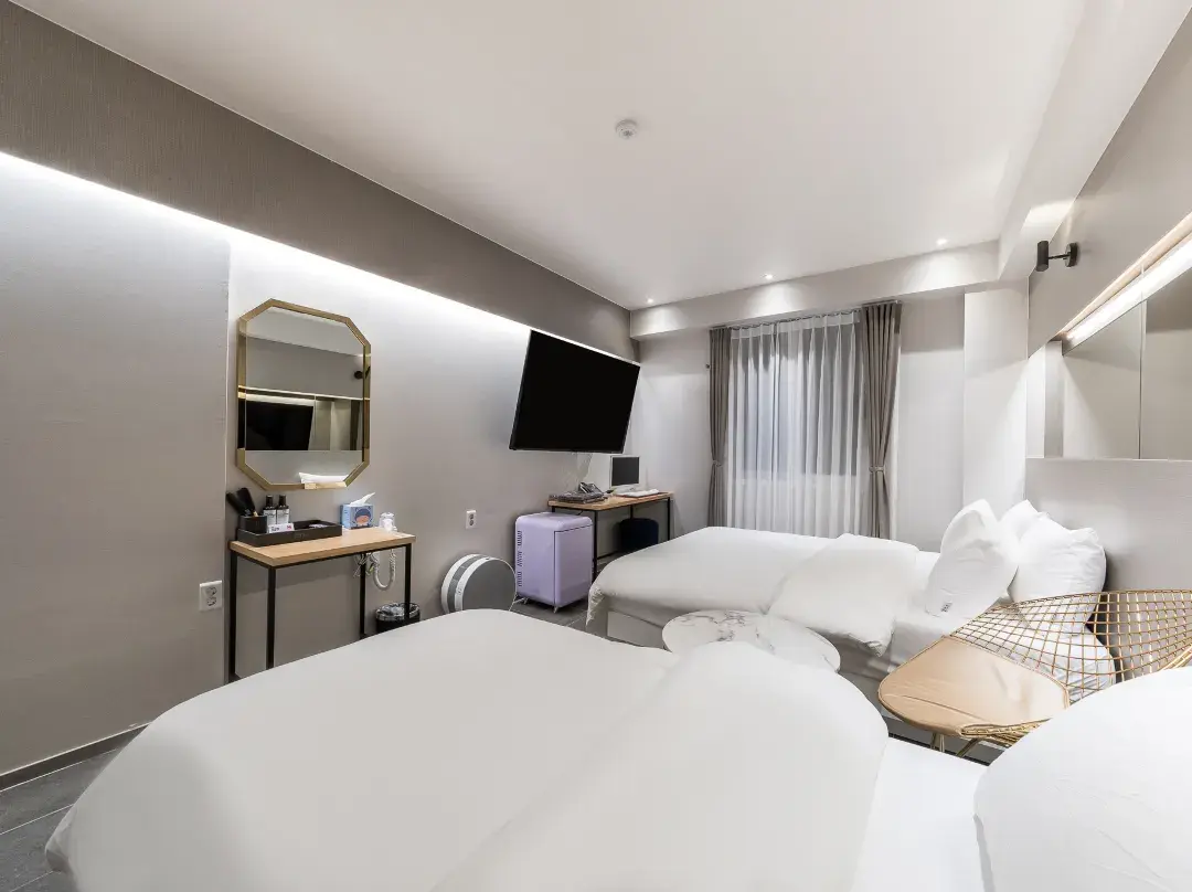 Chungju Donghang Hotel - Chungju