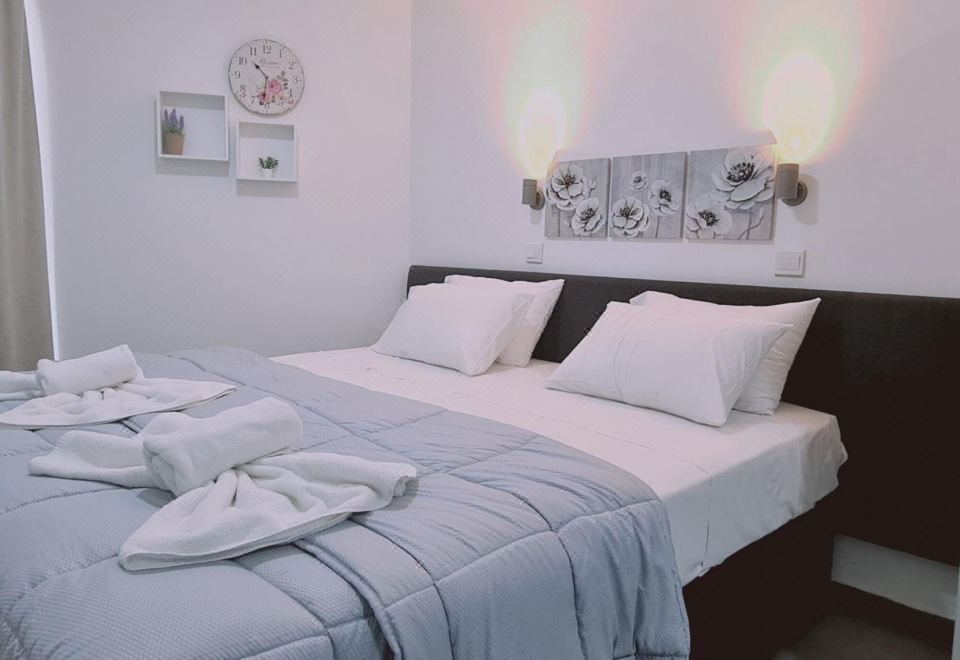 100 AN - Napa Living 18, Ayia Napa - 2026 Prices & Reviews | Trip.com
