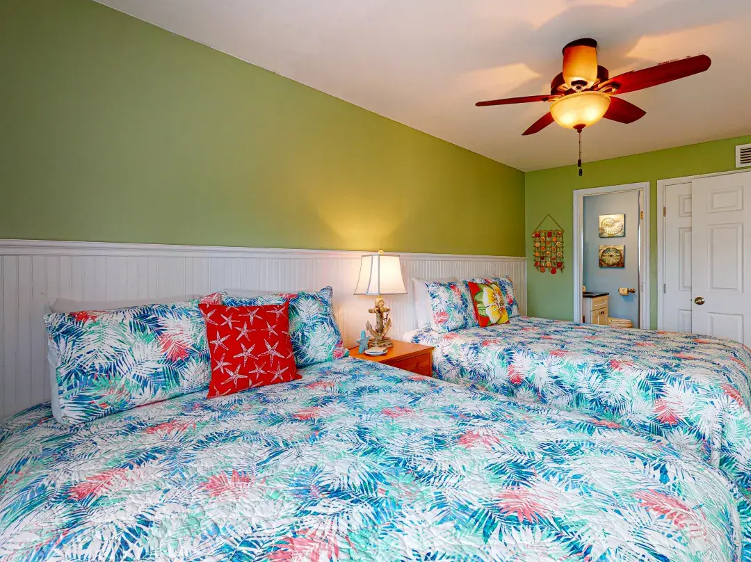 Shared Pool, Walking Path To Beach, Golf Cart Access - Aransas Pass, TX