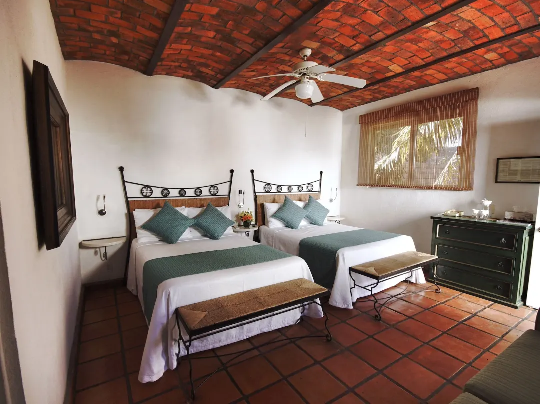 Los Milagros Hotel - Cabo San Lucas