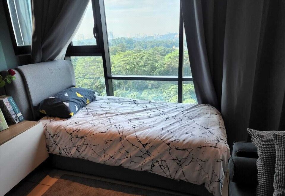 2km bukit bintang,300m MRT,luxury facilities,9pax,many car parks, Kuala ...