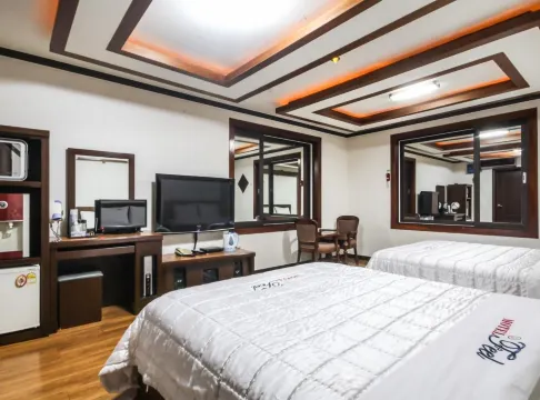 Goodstay Feel Motel Mokpo - Mokpo