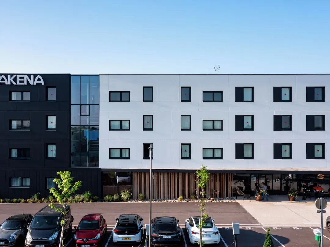 Hôtel Akena Troyes - La Chapelle-saint-luc - Aube