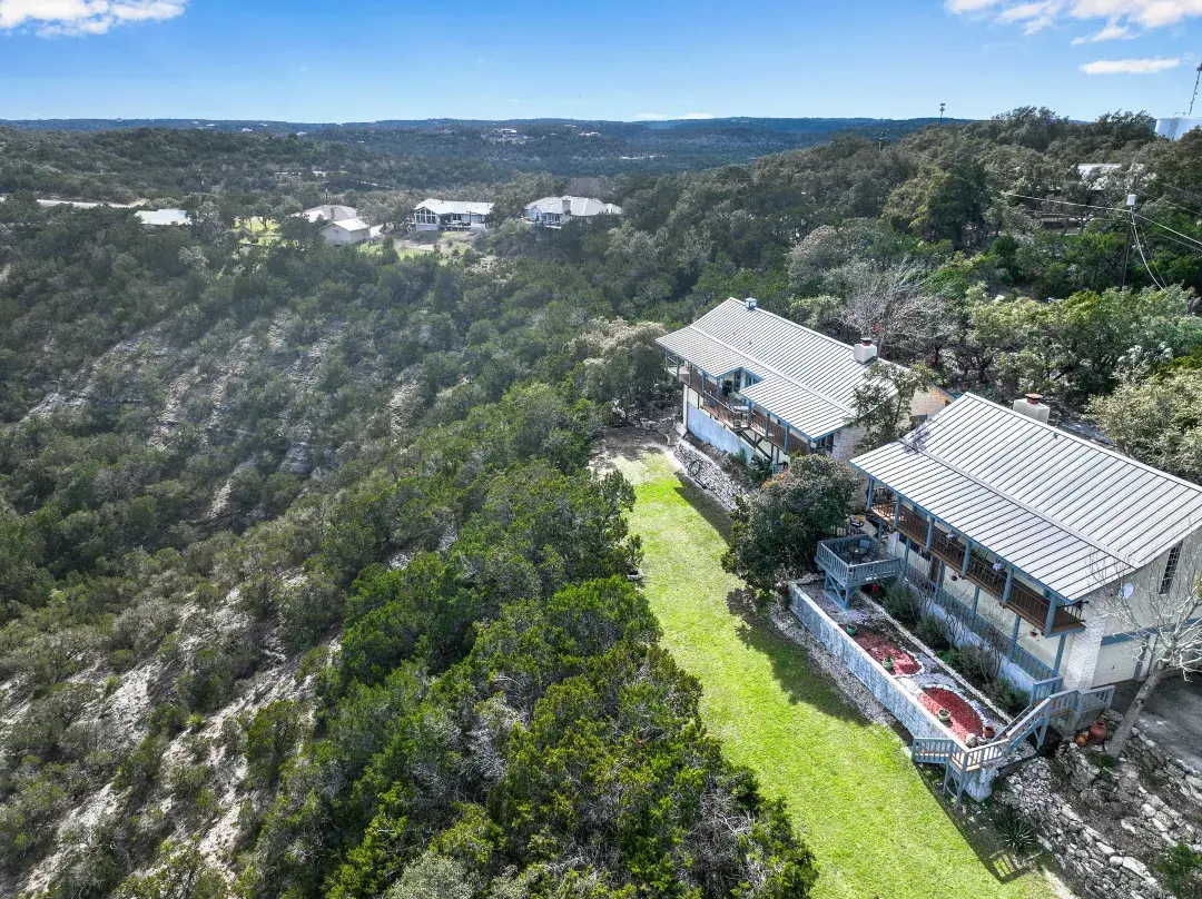 Private Deck With Stunning Valley Views - Enchanting Getaway - Wimberley, TX