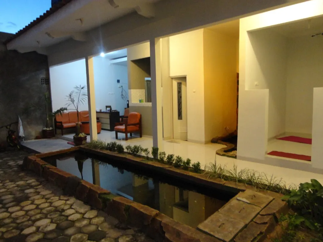 Pendowo Huis Guest House - Yogyakarta