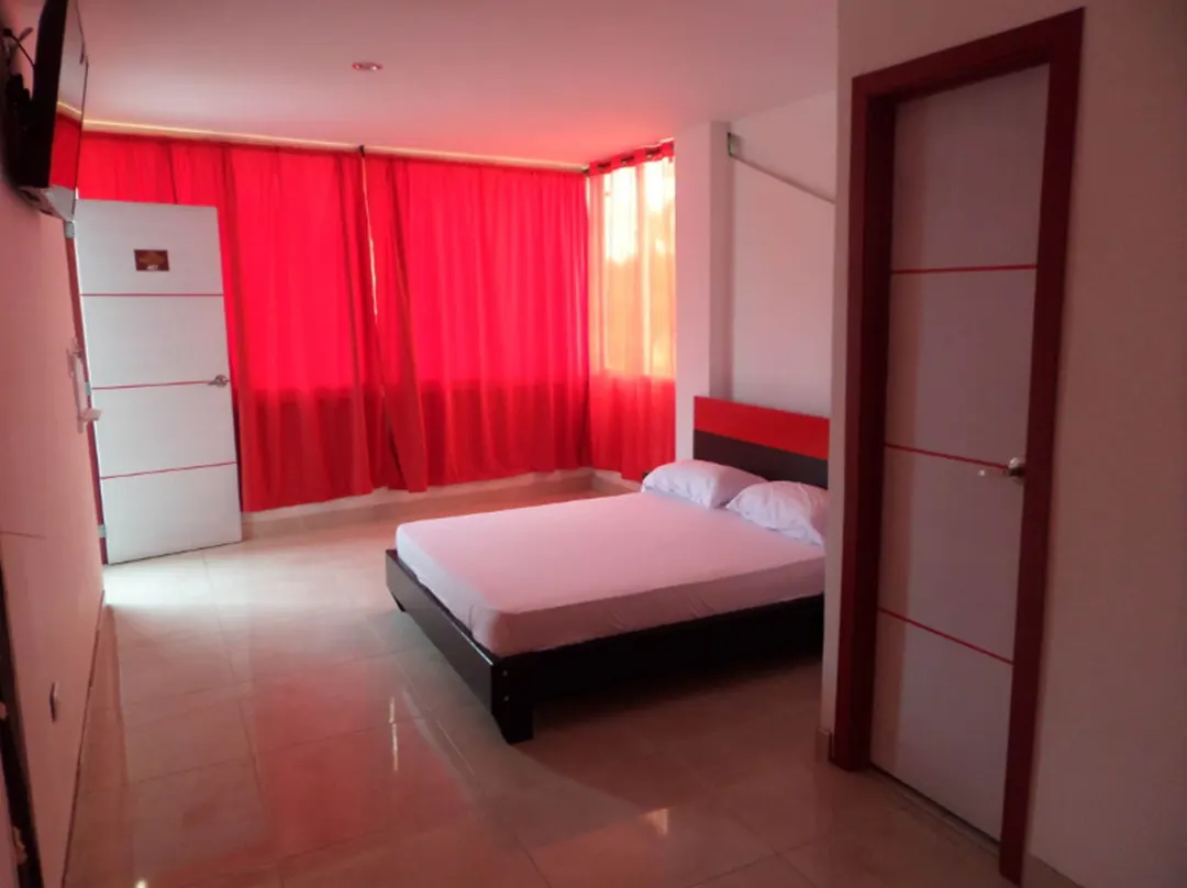 Barcelot Apartahotel - Cali