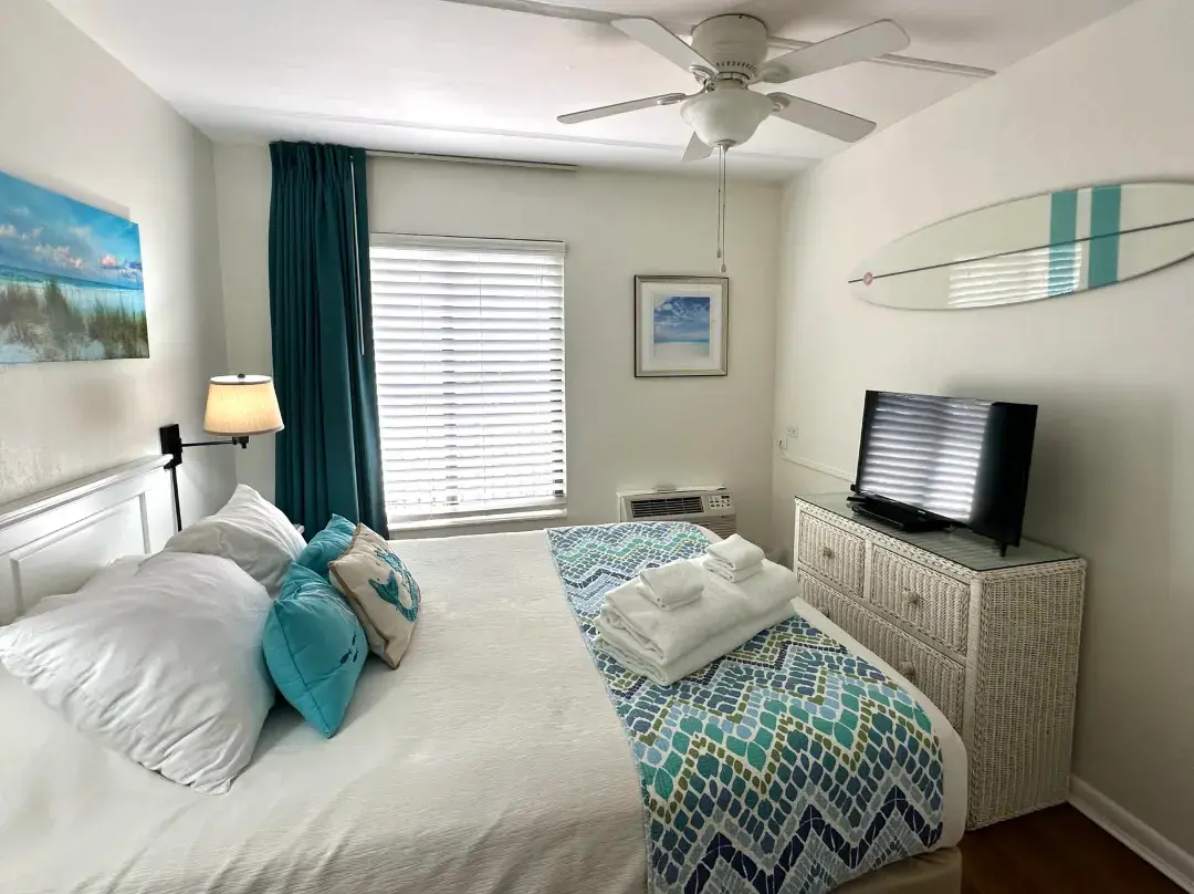 Balcony With Ocean View And Modern Kitchenette - Charming Coastal Retreat - Crescent Beach, FL