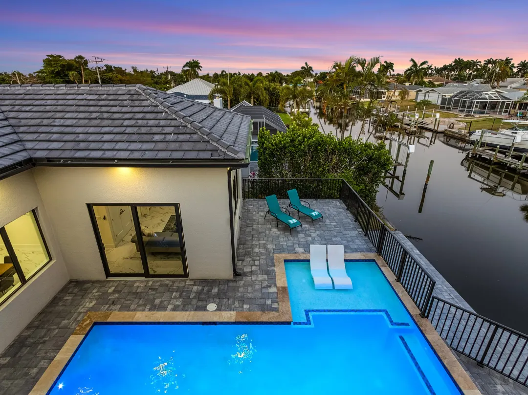 Heated Pool Spa And Game Room Retreat - Luxurious Tranquil Oasis - Fort Myers, FL