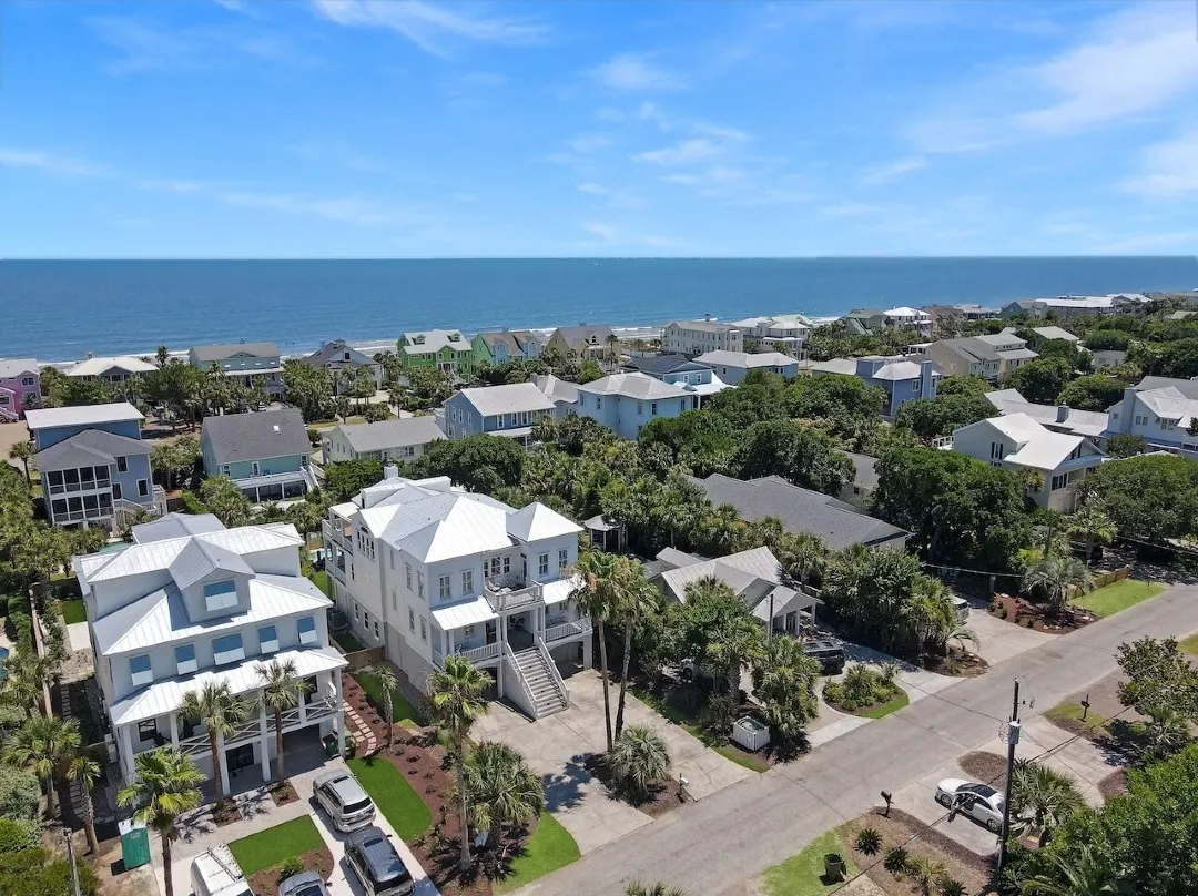 Spacious Inground Pool And Ocean Views - Stunning Coastal Retreat - Isle of Palms, SC