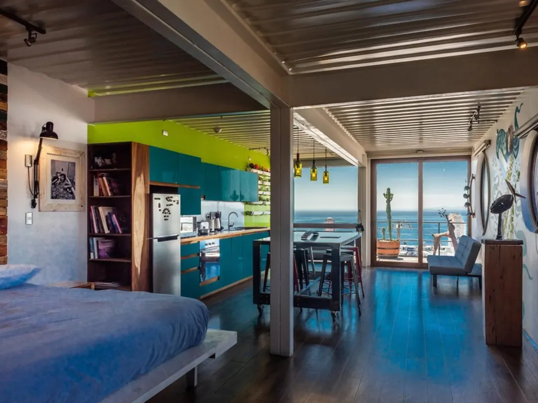 Hotel Winebox Valparaiso - Valparai