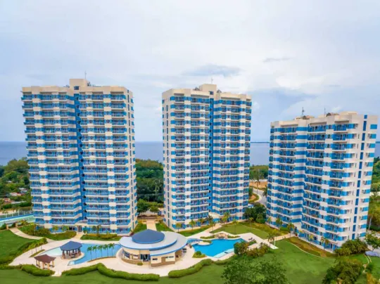 Spacious Studio Unit With Balcony And Seaview - Lapu-Lapu City