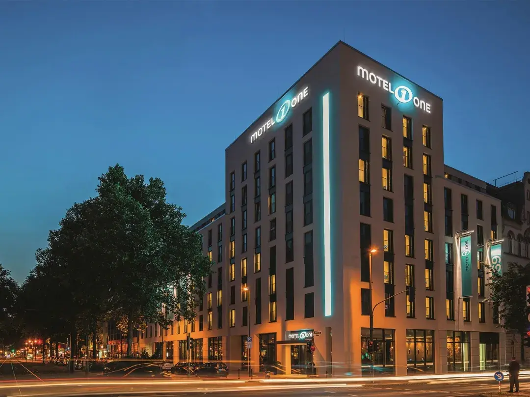Motel One Düsseldorf Hauptbahnhof - Düsseldorf