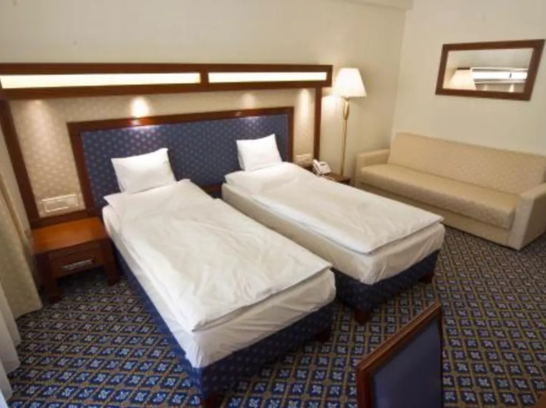 Centrum Hotel - Debrecen