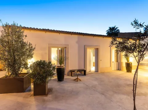 Byssus Suites - Syracuse