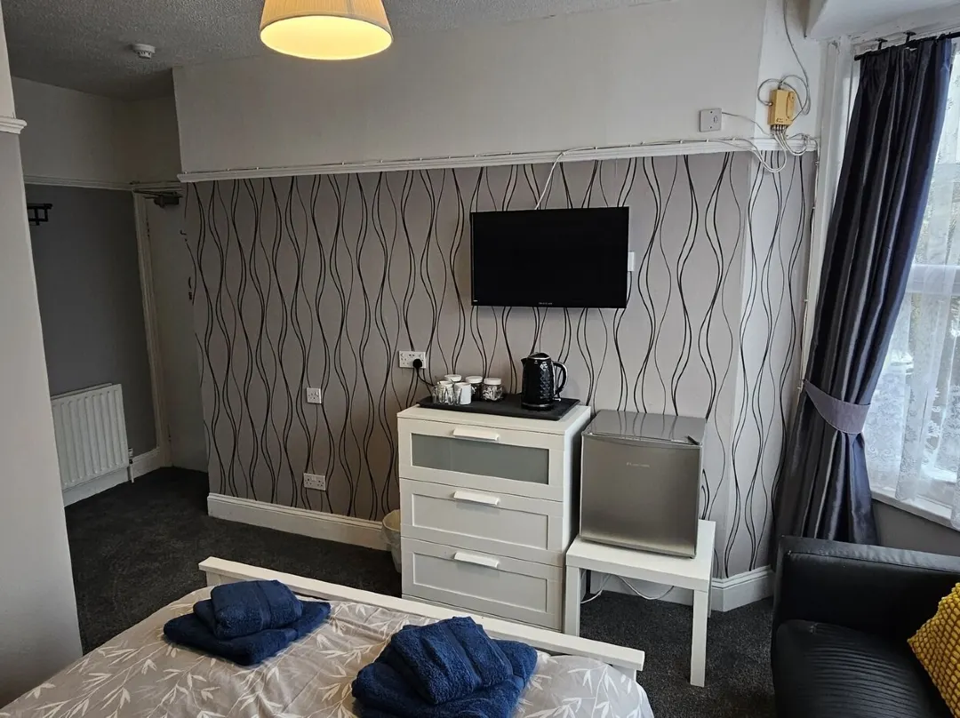 The Roslyn Guest House - Paignton