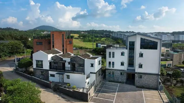 Makarios Pension - Jeju-si