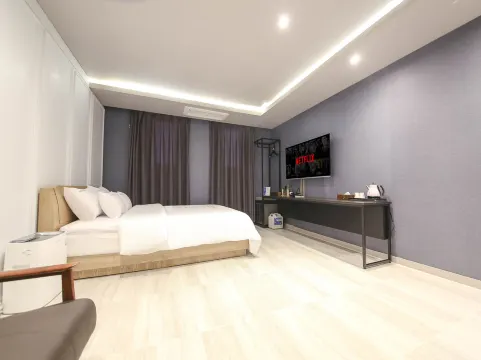 City Hotel - 청주시