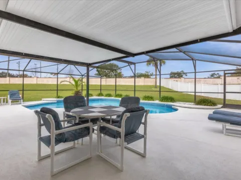 3 Bedroom Executive Pool Home With Games Room - Haines City, FL