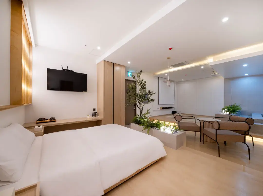 Geojedo Gohyeon Hotel Vibe - Geoje-si