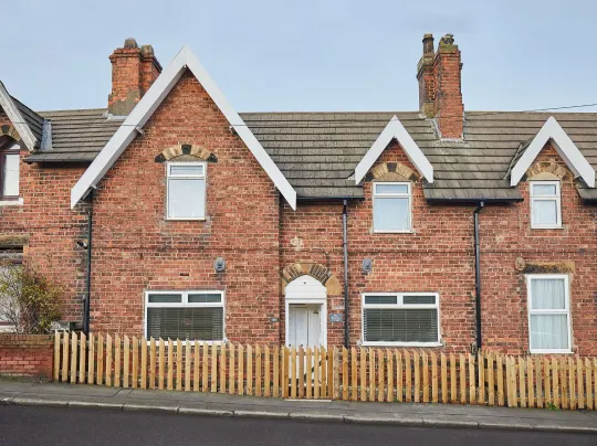 Host & Stay  | Railway Cottages - Liverpool