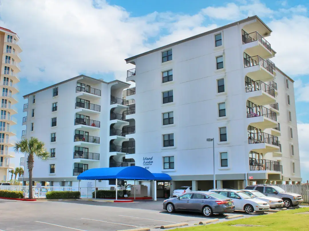 Panoramic Gulf Views And Outdoor Pool - Stunning Beachside Oasis - Gulf Shores, AL