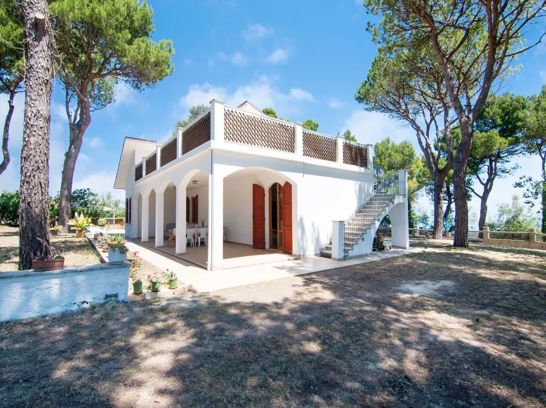 Enchanting Coastal With Views - Pesaro