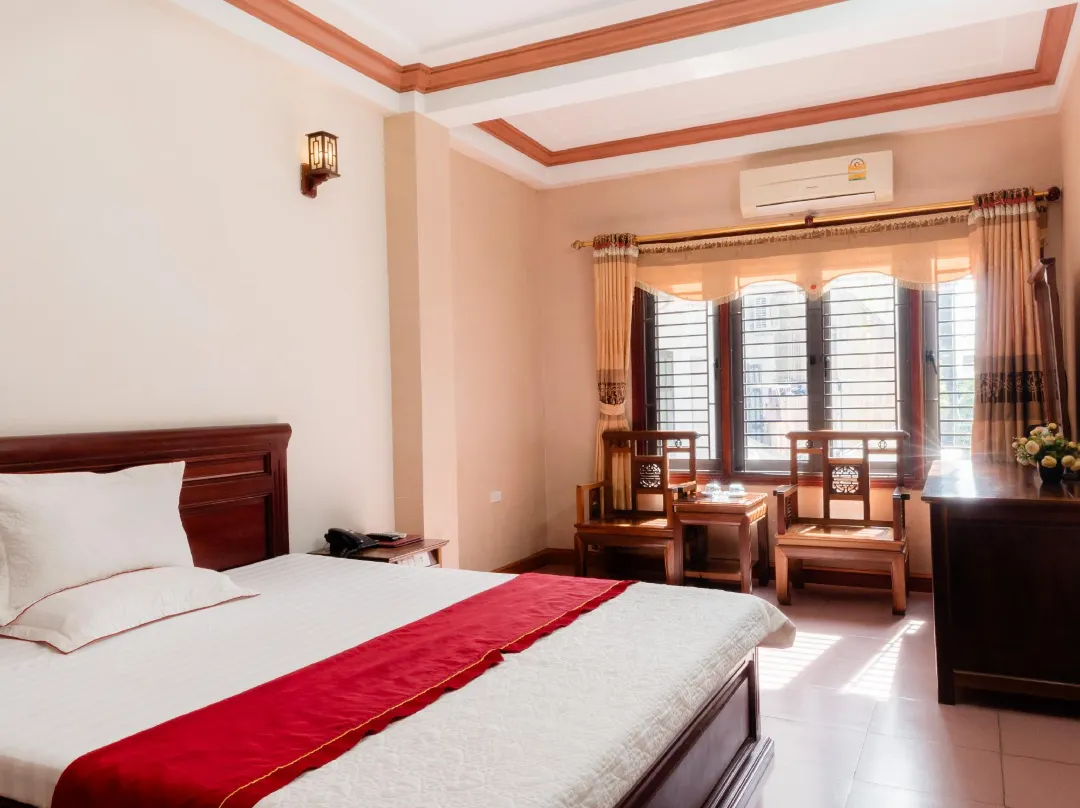 Vuong Dinh Hotel - Bến Thủy