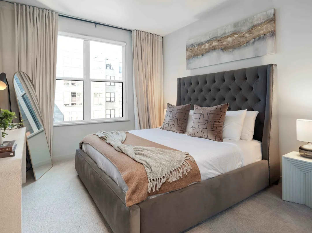 Stamford Grand Apartment - Stamford, CT