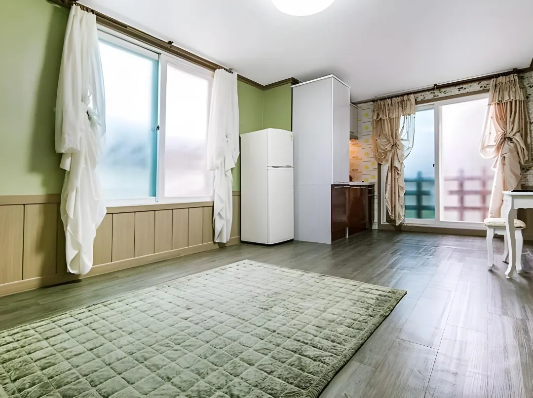 Roma Pension Boryeong - Incheon