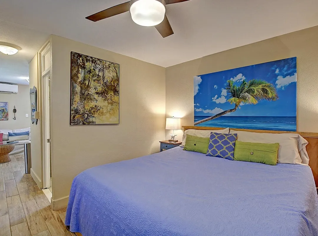 Charming Outdoor Oasis With Fire Pit And Cabana - Delightful Retreat - Port Aransas, TX