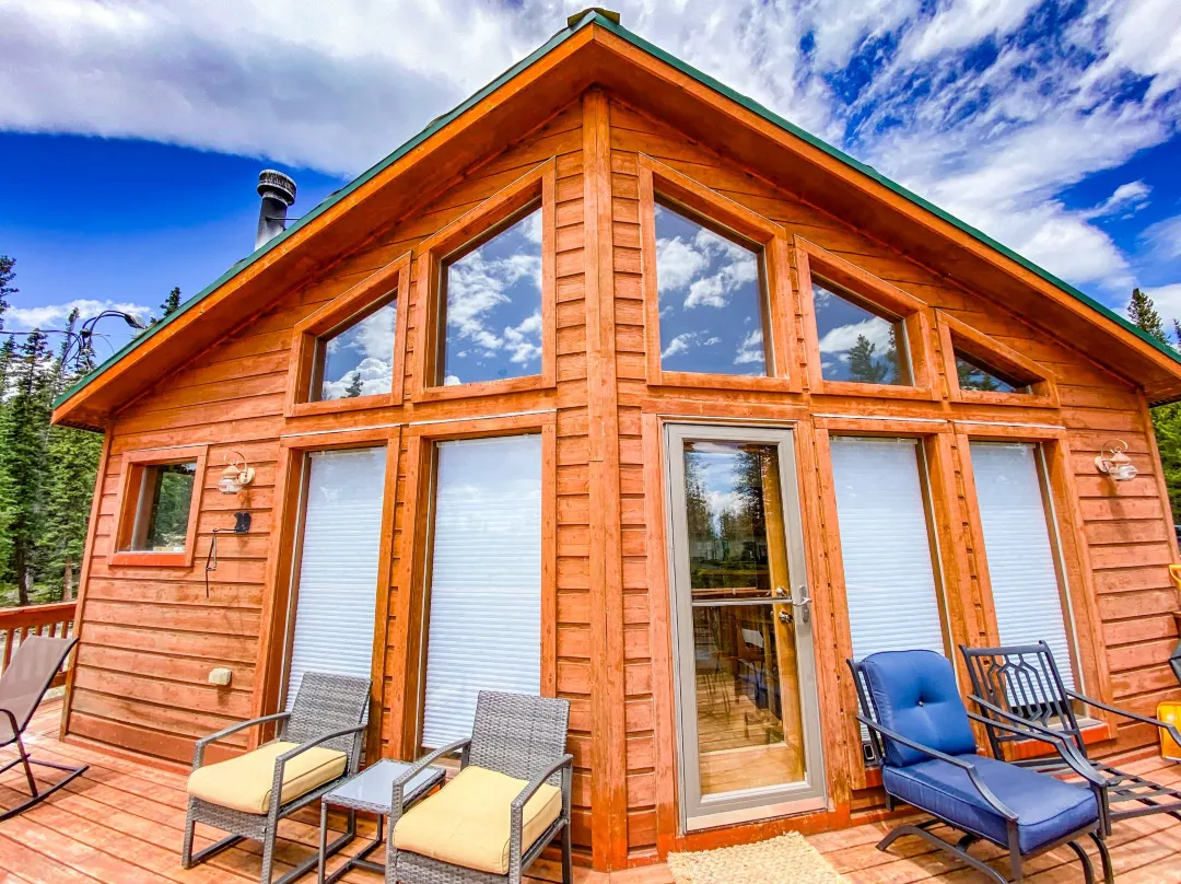 Wrap-around Deck And Scenic Mountain Views - Charming Spacious Retreat - Alma, CO