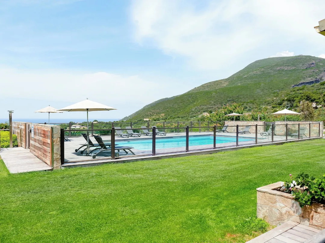 Hotel U San Daniellu Villas Et Chambres - Corsica