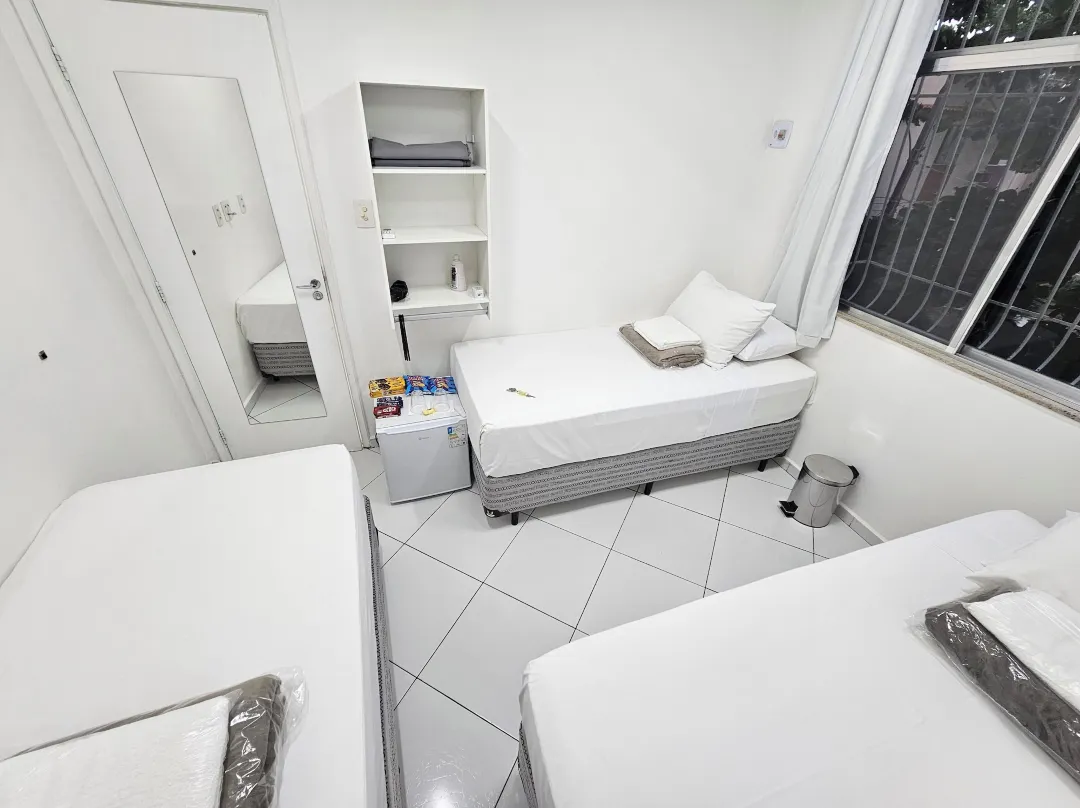 Quarto Privativo Em Condomínio - Duque de Caxias