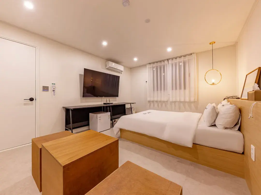 Gwangju Chungjangro First Boutique Hotel - Gwangju