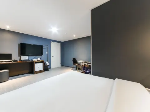 Busan Choeup Yuna Hotel - Busan