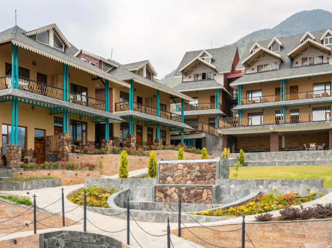 Tiaraa Jujurana Resort And  Spa - Lahaul And Spiti