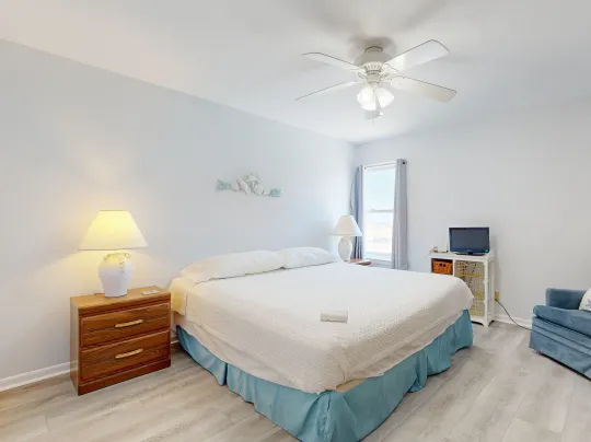 Beach Access Across The Street, Shared Heated Pool - Corpus Christi, TX