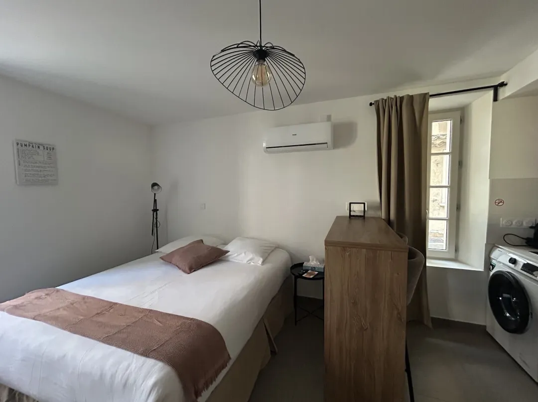 Sous Les Platanes - Velaux