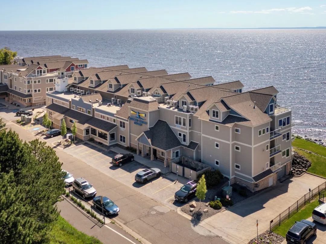 Beacon Pointe On Lake Superior - Duluth, MN