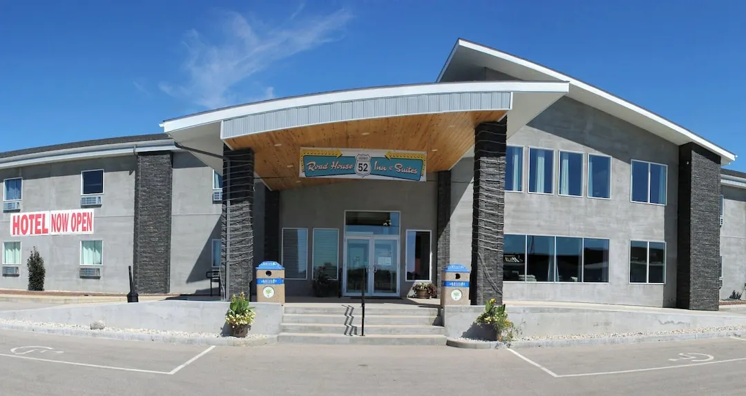 Roadhouse 52 Inn & Suites - Steinbach