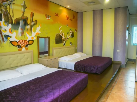 Family Pottery Hostel - Taiwan