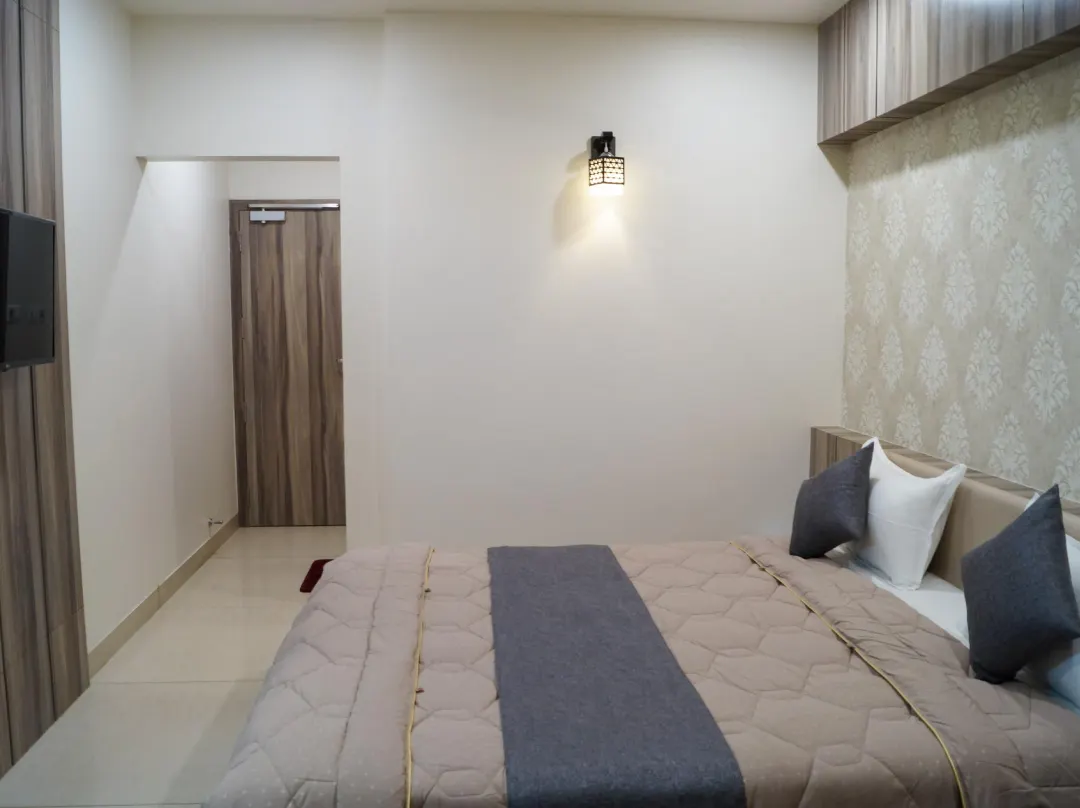 Hotel Midtown, Vadodara - Vadodara