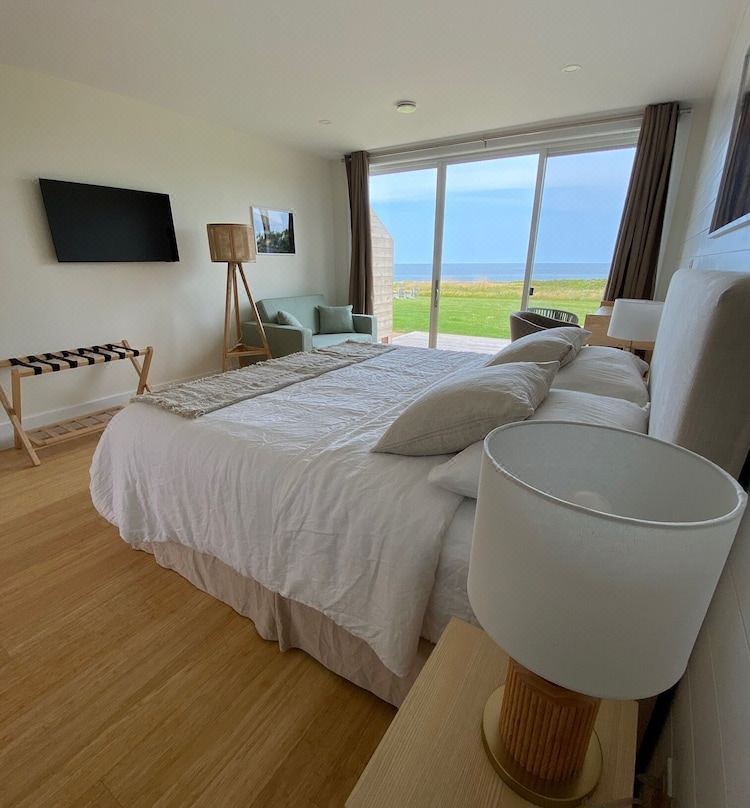 45 Steps - The Culinary Beachside Inn - Prince Edward Island