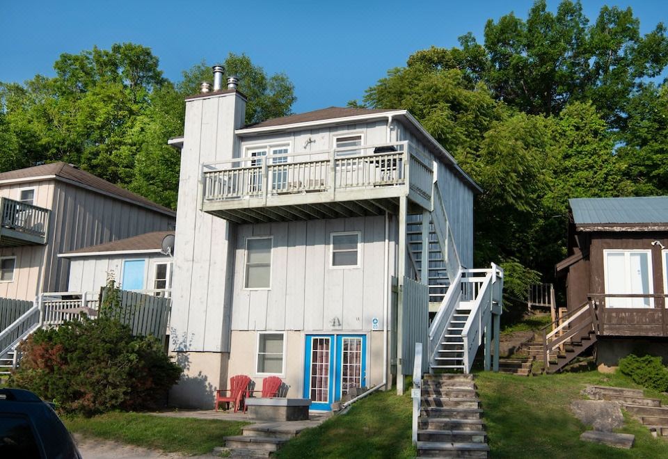 Great Blue Resorts - McCreary's Beach,Lanark - Updated 2024 Reviews ...