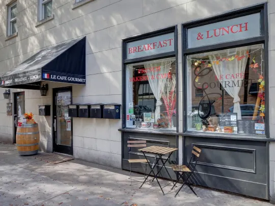 Premier Lofts With Resort-style Heated Pool Access - Charming Elegant - Savannah, GA