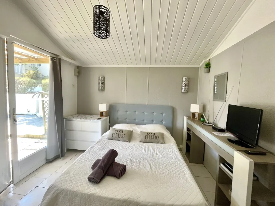 Résidence Ile De Beauté : Résidence De Chambres D'hôtes Et Gites Proche Mer Propriano Et Location De Bateau - Olmeto