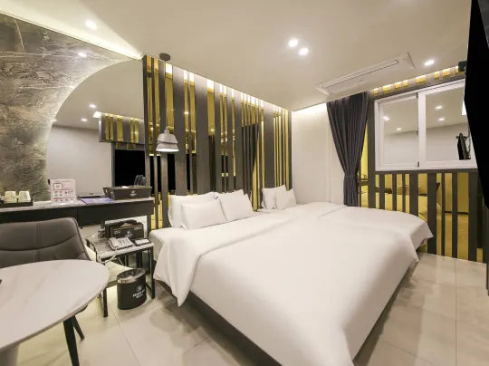 Brown Dot Hotel Sinan - Gwangju