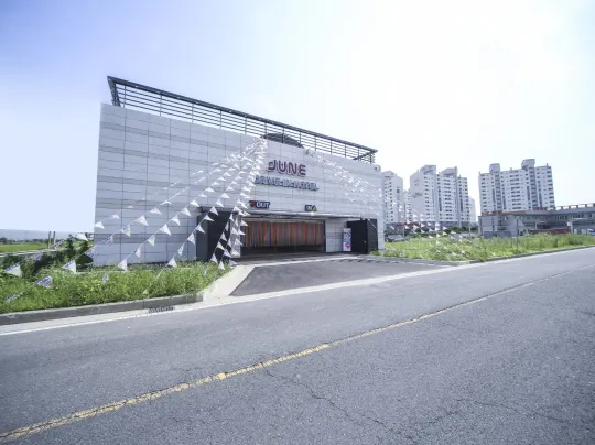 June Self Check-in Motel - Incheon